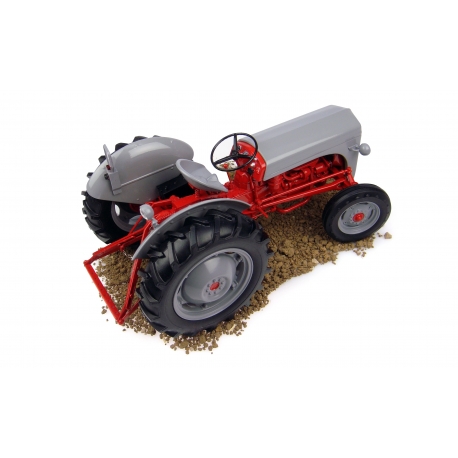 FERGUSON FF 30 DS (1957) - UNIVERSAL HOBBIES