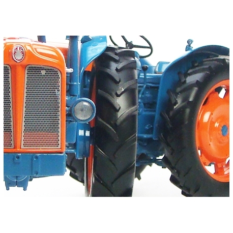 FORD POWER MAJOR DOE DUAL DRIVE TRIPLE D" Fabriqué par Universal ...